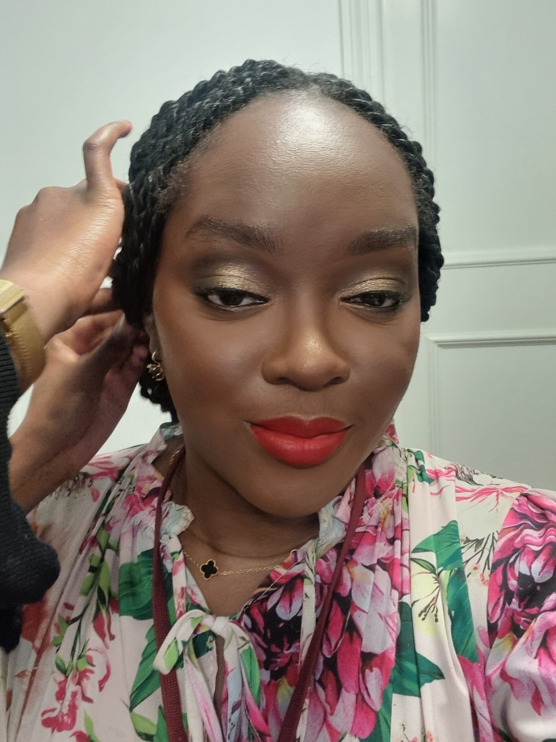About Me - Keeping Up With Kay Flawless